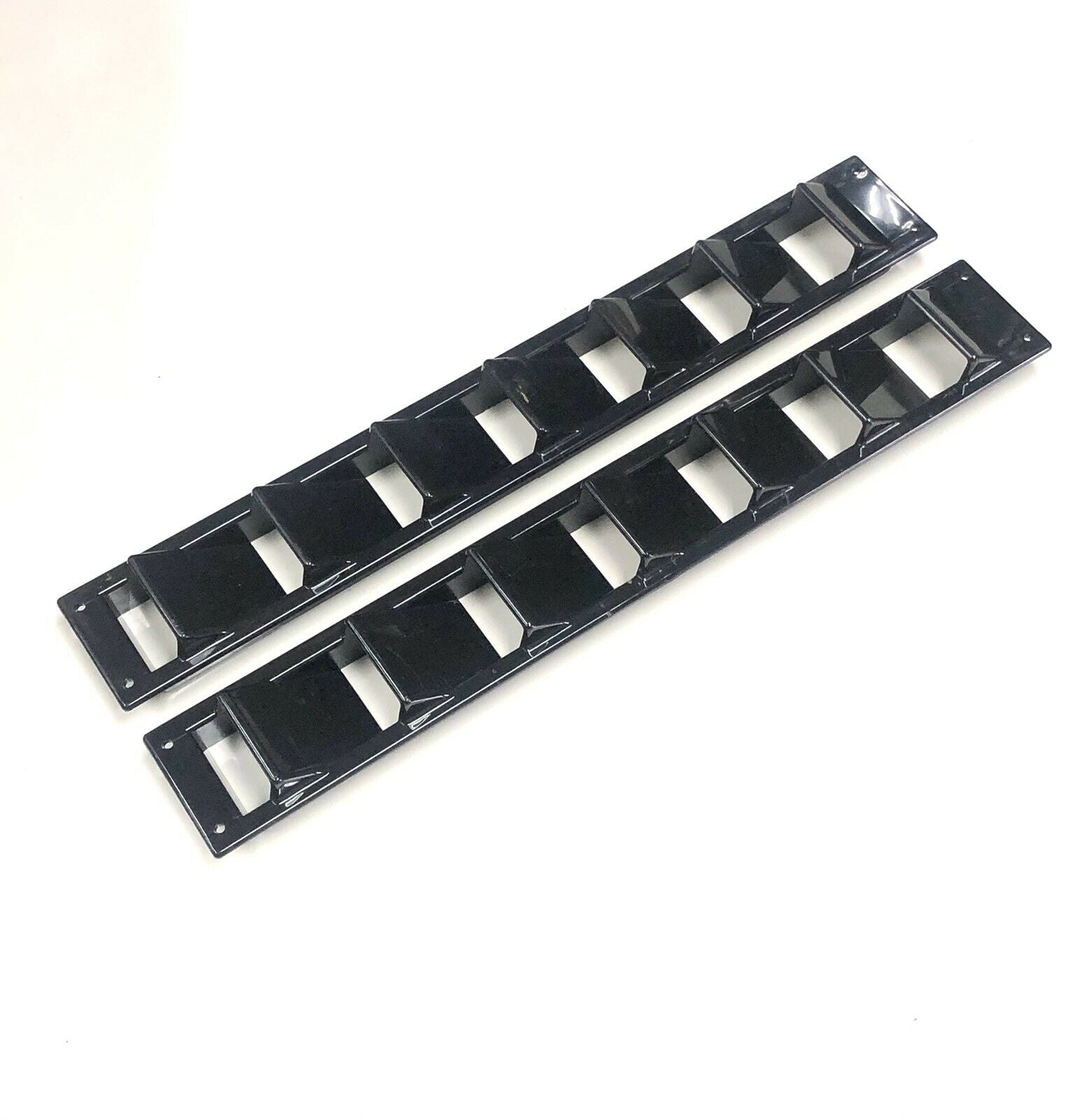 Ventilators / Air Vents / Bilge Vents | AA Marine - Classic Boating